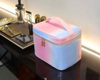 China Multi-functional Durable   Water-resistant Cosmetic Bag for Girls for sale