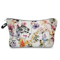 China Waterproof Soft Makeup Pouch Travel Bag 8.65x5.35x0.78 Inch Custom Logo for sale