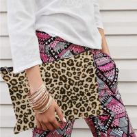 China Leopard Print Canvas Makeup Bag 7.8x2.3x5.9 inch Large Capacity Toiletry Pouch for sale