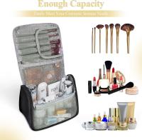 China Portable Waterproof Toiletry Bag 8.6x5x6.7in Lightweight Travel Makeup Organizer for Women for sale