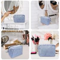 China Shockproof Waterproof Cosmetic Bags Toiletry Bag for sale
