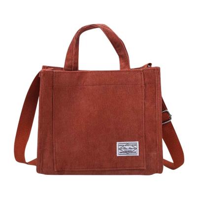 China Zipper Closure Canvas Grocery Bags Adjustable Strap Simple Style for sale