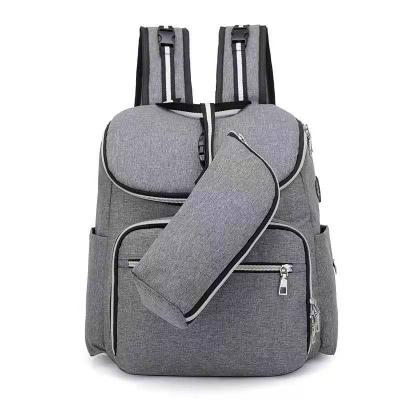 China Folding Casual Nursing Mother Bag Washable Waterproof with USB Port 200pcs MOQ for sale