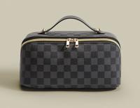 China High Grade Fabrics Cosmetic Bags Size Customized for sale