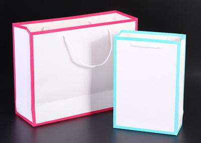 China Custom Printed Recycled Paper Gift Bags for Christmas with Handle 2000 pcs MOQ for sale