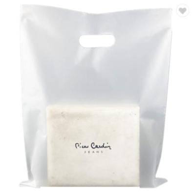 China PE Shopping Single Layer Laminated Packaging Bags Transparent Plastic Bag With Handle for sale