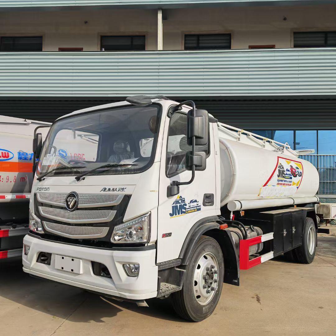 Fotn Fuel Tanker Truck