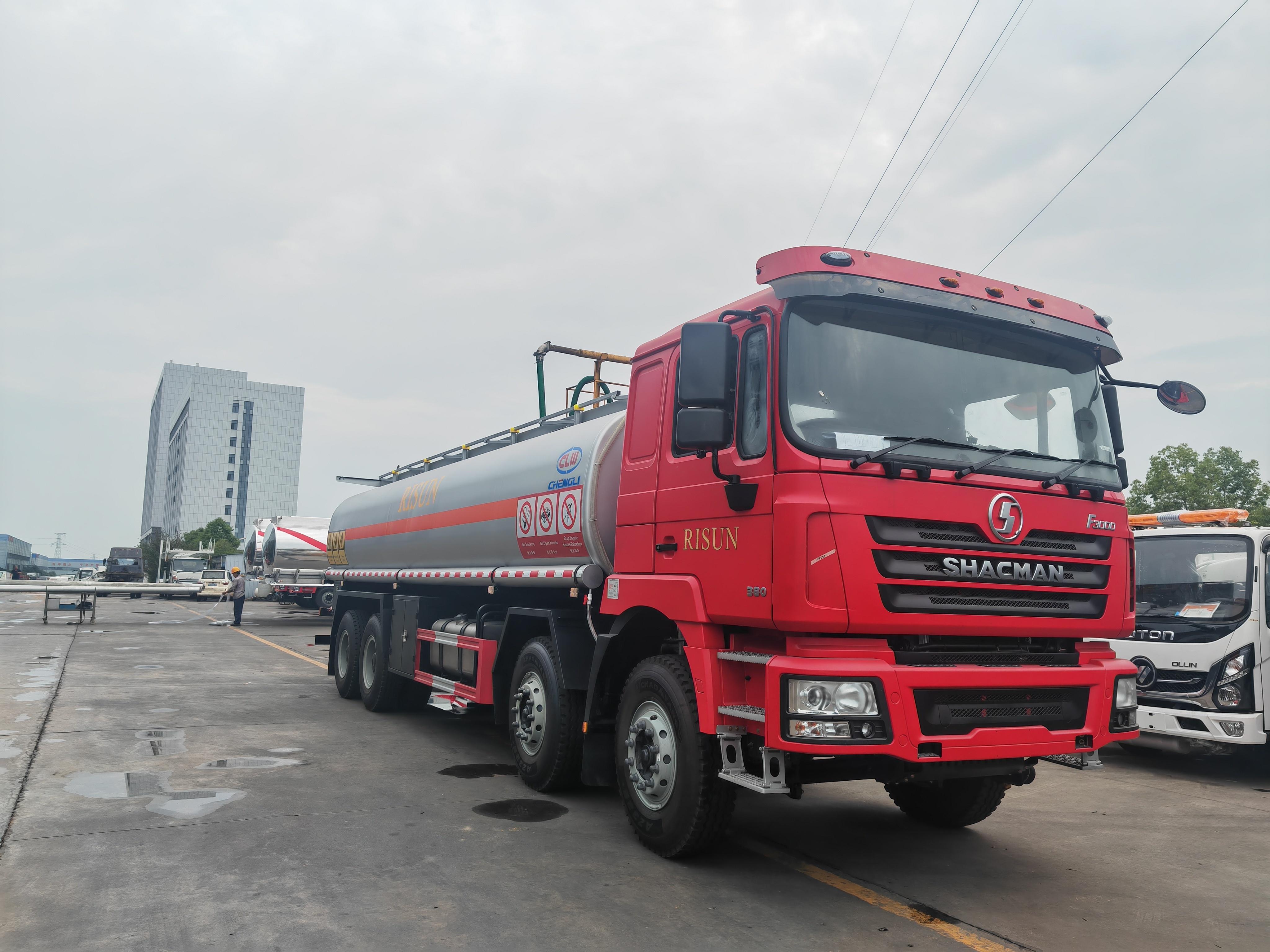 CLW Group Delivers Premium SHACMAN F3000 8×4 Fuel Tanker Truck to China Risun Group’s Overseas Project in Indonesia