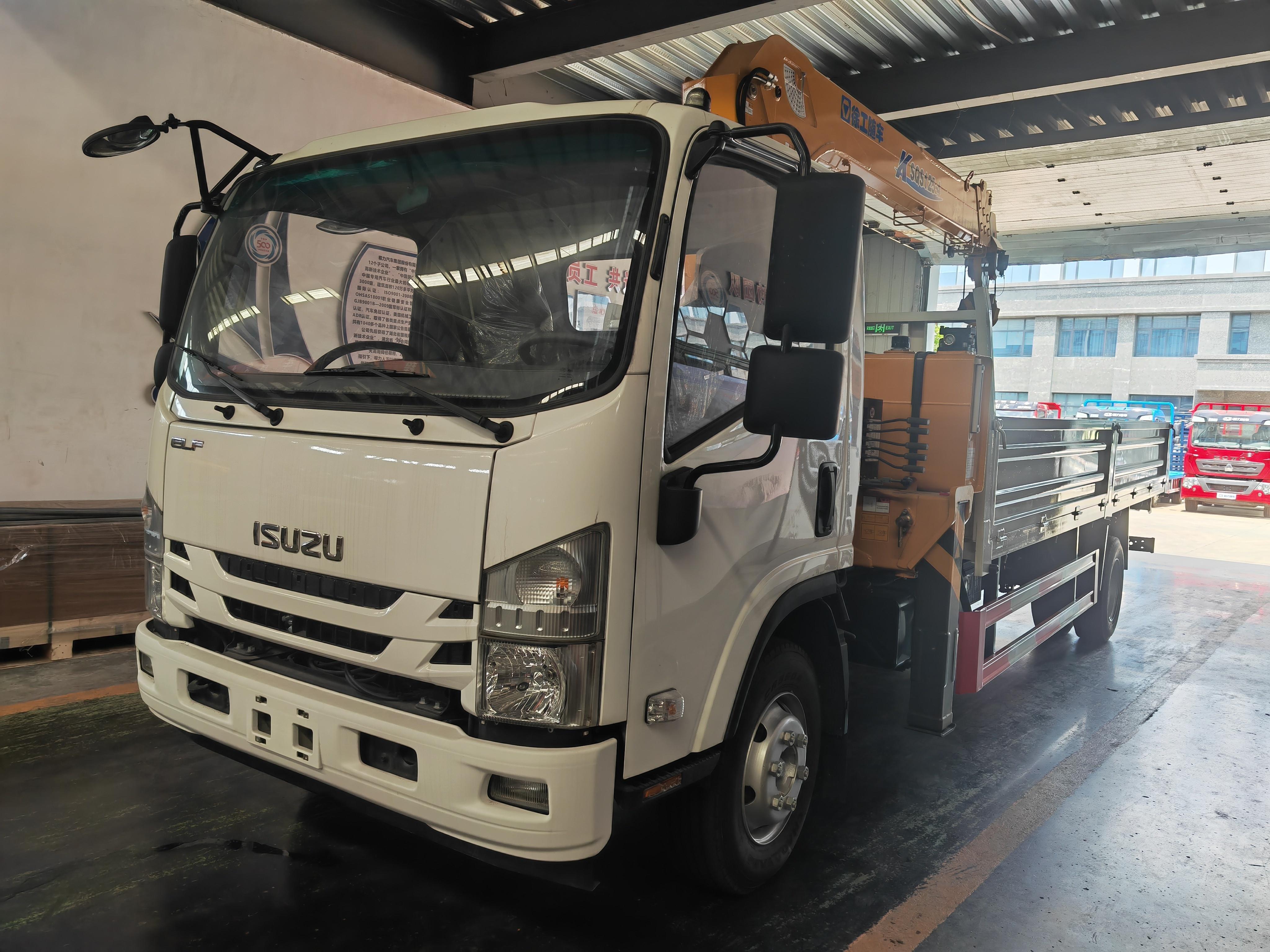 ISUZU crane truck exported to Iraq