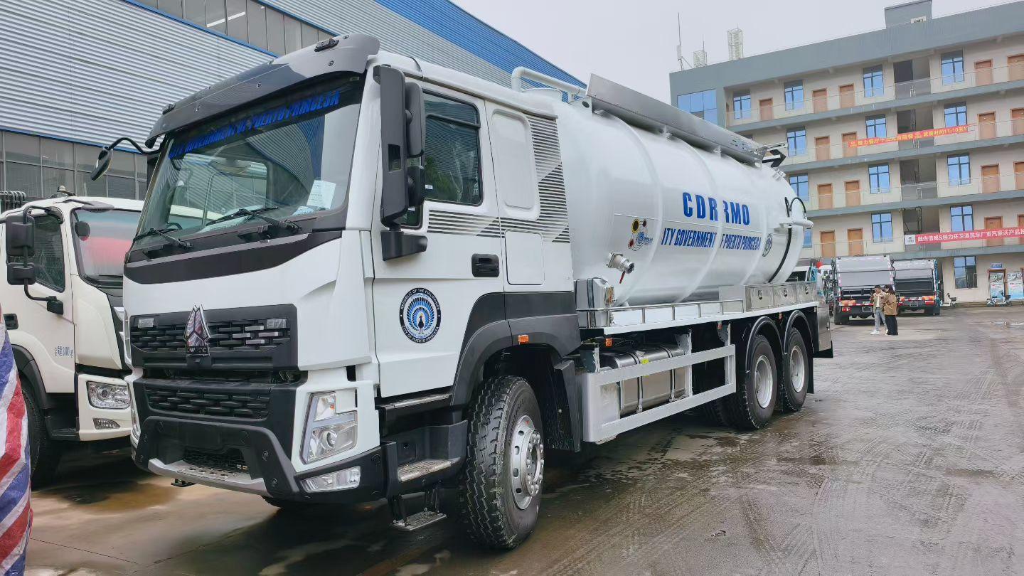 Front side view of HOWO heavy duty vacuum suction jetting truck exported to the Philippines