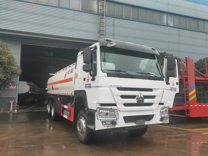 SINOTRUK HOWO 371hp petroleum tanker truck exiting the manufacturing workshop