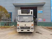 China HOWO 4X2 4M Poultry Livestock transportation chick duckling piglet young baby constant temperature Truck for sale