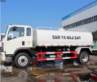 China Sinotruk HOWO 4X2 10000 Liter 6 Wheels 10m3 Water Sprinkler Tank Truck for sale