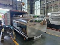 China 304 316 Stainless Steel Tanker Truck Liquid Food Water Carrier Truck for sale