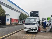 China ISUZU 7cbm Diesel Road Street Sweeper Sweep Sweeping Vacuum Cleaner Cleaning Truck for sale