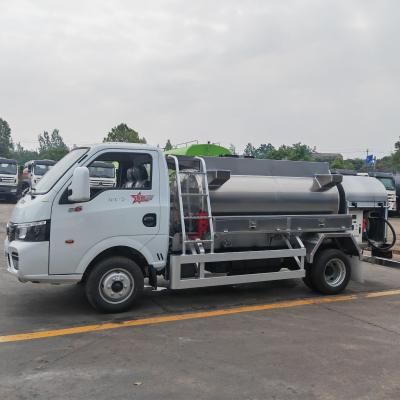 China Dongfeng 2cbm Mini Captain Diesel and Gasoline Fuel Dispenser Truck for sale