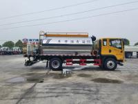 China FAW 9CBM Road Construction Gravel Sealing Truck Asphalt Distributor Truck for sale