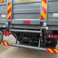 China Dongfeng KR Hydraulic Lift Gate Transport Food Truck With Carrier Refrigerator Freezer Box for sale