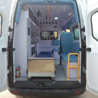 China Ford Medical Rescue First Aid Transit Monitoring Gasoline Vehicle Clinic Ambulance for sale