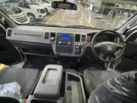 China Foton Diesel Engine Medical Resuce Vehicle RHD 4X2 Monitoring Medical Ambulance For Hospital Emergency for sale