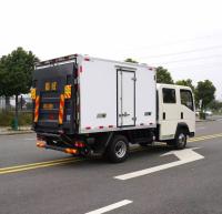 China HOWO Double Cabin Refrigerator Refrigerated Van Box Transport Food Cooling Cargo Truck With Tailgate for sale