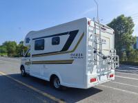China Kama Gasoline Outdoor Traveling RV Camp Adventure Motor home Camper Luxury Caravan Campervan Car Motor Recreational Vehicle Motorhome for sale