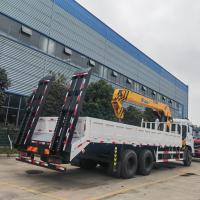 China CLW Truck With X CMG SQS300-4 Straing Crane Boom Camion Avec Grue Truck for sale