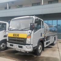 China Sinotruk HOWO  High Quality Stainless Steel Fuel Tanker Truck for Diesel and Oil Transport for sale