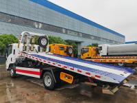 China ISUZU 4x2 Flatbed Wrecker Truck 3-5 Ton Rollback Tow Truck for sale