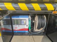 China HOWO Mobile Fuel Tanker Truck with Digital Dispenser and Hose Reel for On-Site Refueling Services for sale