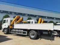 China JAC 4x2 Heavy Duty Cargo Truck with XCMG Knuckle Boom Crane Export to Panama Colon Free Zone for sale