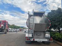 China 3 Axle Stainless Steel Tanker Trailer Manufacturer | CLW Group for sale