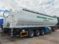 China 3 Axle 40–50 CBM Bulk Feed Semi Trailer with ISUZU Auxiliary Engine for Saudi Arabia for sale