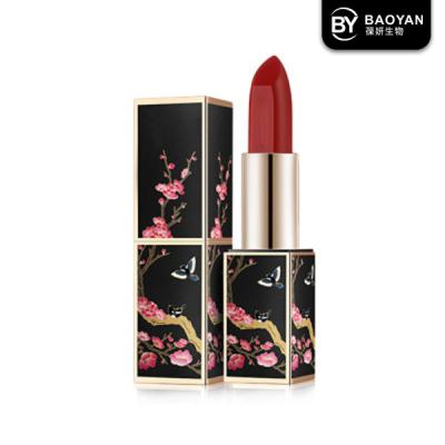 China Pattern Carving Makeup Matte Lipstick Cosmetics High Pigmented for sale