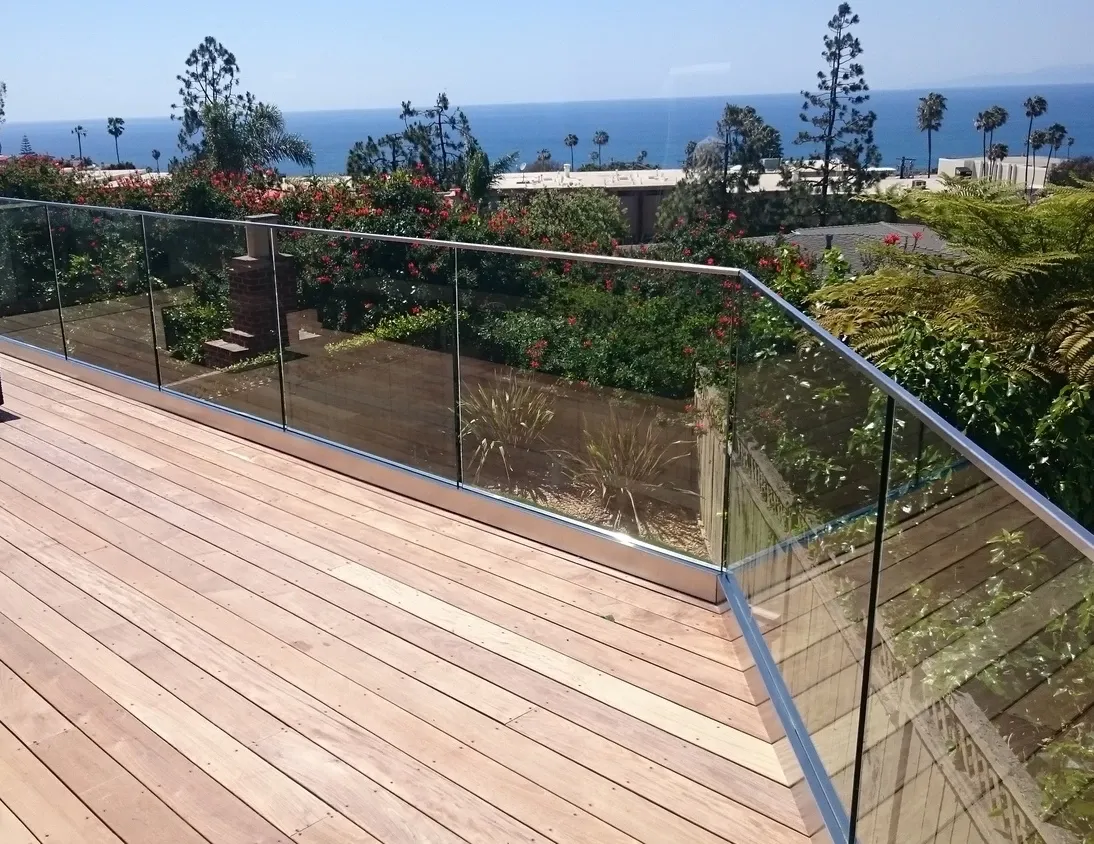 316 Stainless Steel Exterior Balcony Frameless Aluminum Profile U Channel  Tempered Glass Railing Handrail
