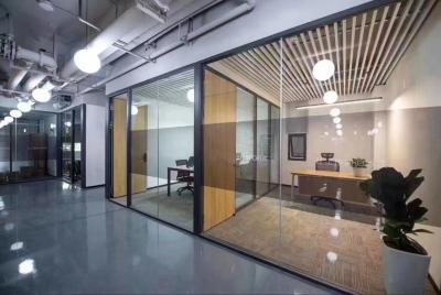 China Demountable Frameless Double Glass Partition Walls Sound Insulation for sale