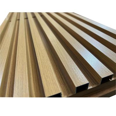 China Aluminum Woodgrain Slatted Garage Door 1000mm - 6000mm Length for sale