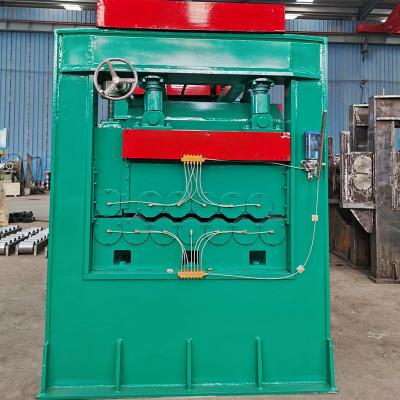 China 10m/Min Sheet Metal Flattening Machine 3000kg High Precision Leveling Accuracy And Cr12 Roller Material for sale