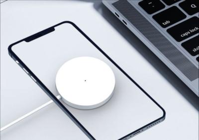 China 205KHZ 9V2A Output Magsafe Wireless Charger Portable FCC for sale