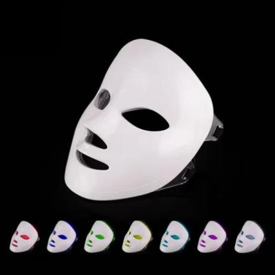 China Handheld 7-Color LED Photon Therapy Mask 8W Skin Rejuvenation Device for Collagen and Wrinkle Reduction for sale