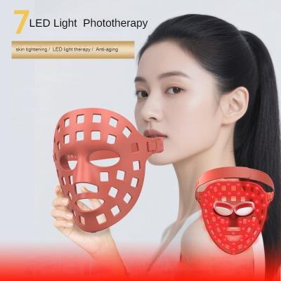 China Professional 120-LED Red Light Therapy Mask with 630nm Wavelength, 40-Minute Charge & 90-Minute Battery Life for sale