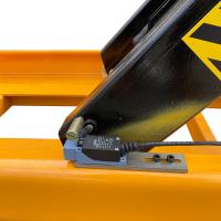China CE Approval Electric Scissor Lift Tables Portable 4000Kg 24V Battery for sale