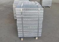 China Hot Dipped Galvanized Steel Stair Treads Grating 25x3mm Bearing Bar Non Slip Steps for sale