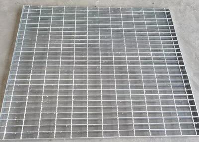 China Galvanized Steel Walkway Grating YB/T4001.1-2007 19-4 Spacing Serrated Bearing Bar for sale