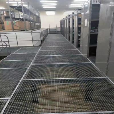 China Galvanized Steel Grating Platform Floor Anti Slip 25mm 40mm Bearing Bar for sale