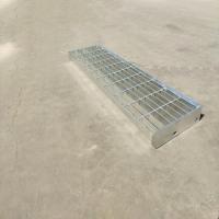 China Anti Slip Bolted Fixing Galvanized Metal Stair Treads Steel Grating Steps T2 T4 for sale