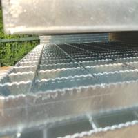 China Serrated Plate Stainless Grating Galvanized Mesh Drainage Steel Grating for sale