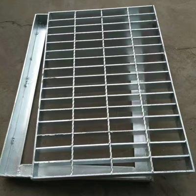 China Hot Dip Galvanized Steel Grating Mesh Trench Cover 25x5mm Bearing Bar for Road Drainage for sale