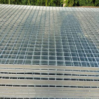 China Galvanized Steel Grating Heavy Duty Driveway Grid Bearing Bar 25x5mm 30mm Spacing for sale