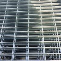 China Industrial Walkway Galvanised Steel Grating Press Locked 25x5mm Bearing Bar 30mm Spacing for sale